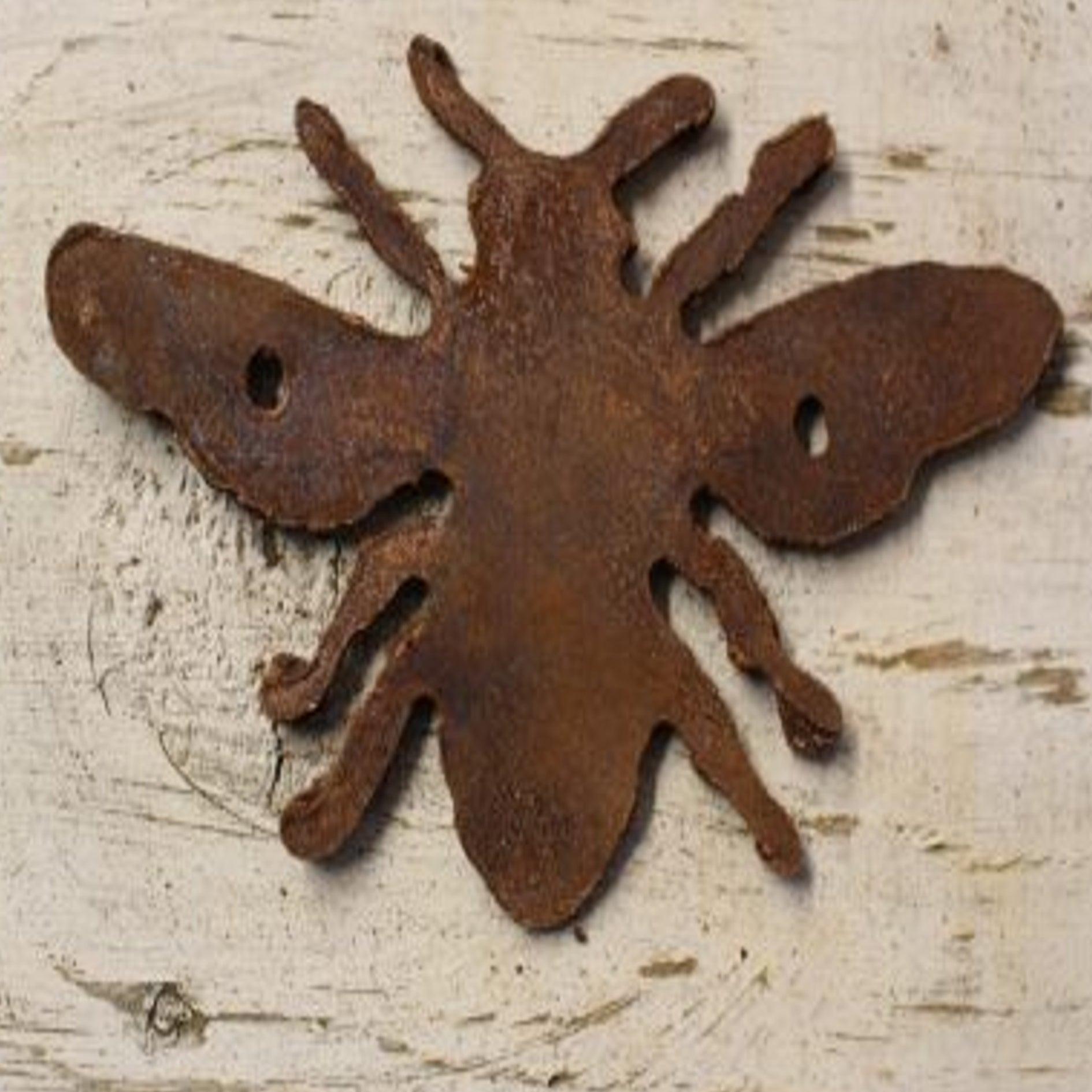Rusted Metal Garden Art: Unique Decor, Animals, and Transport Ideas