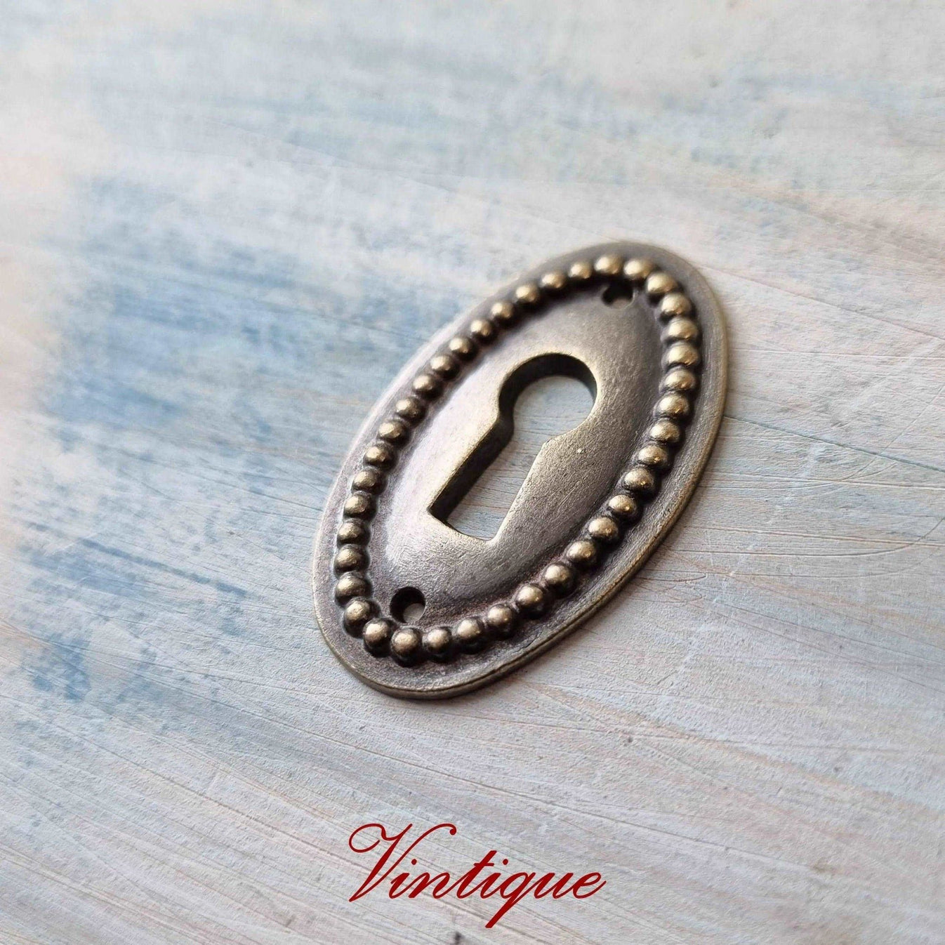antique bronze pendant-Antique etsucon bronze keyhole cover 38mm x 25mm ...